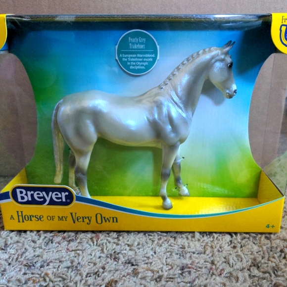 Breyer | Toys | Breyer Freedom Series Pearly Grey Trakehner | Poshmark